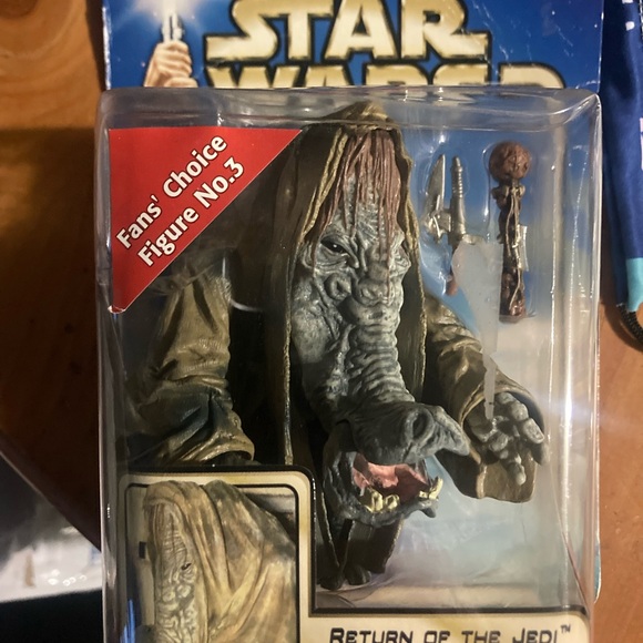Star Wars | Toys | Star Wars Reptile Figure Gray | Poshmark